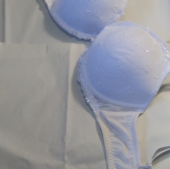 Intimates & Sleepwear | Ambrielle Bra | Poshmark